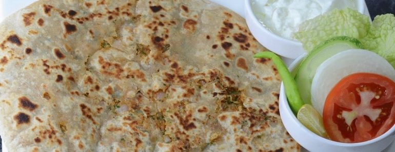 Onion Paratha Recipe – DesiDakaar