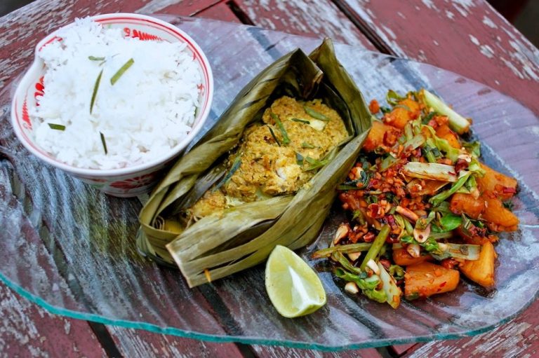 Amok Trey: How to Make Cambodian Coconut Fish Curry – DesiDakaar