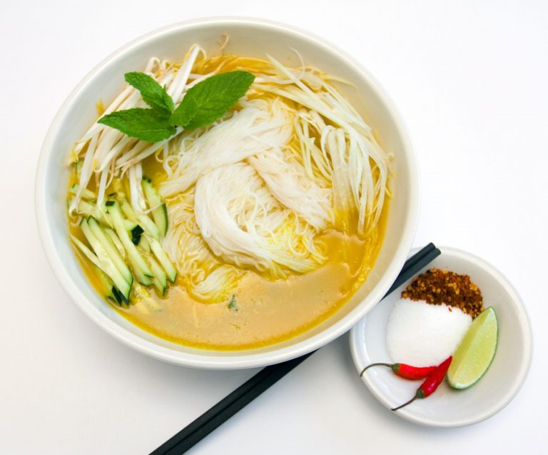 Nom Banh Chok: How To Make Cambodian Khmer Noodles – DesiDakaar