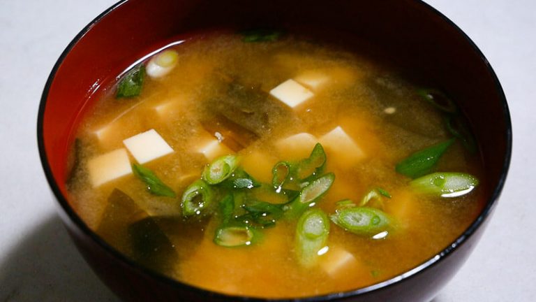 Miso: How To Make Japanese Miso Soup – DesiDakaar